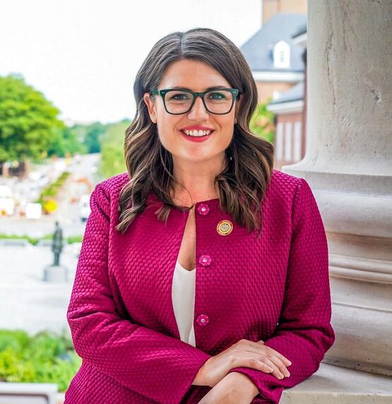 Sarah Elfreth, MD-3 - WomenCount